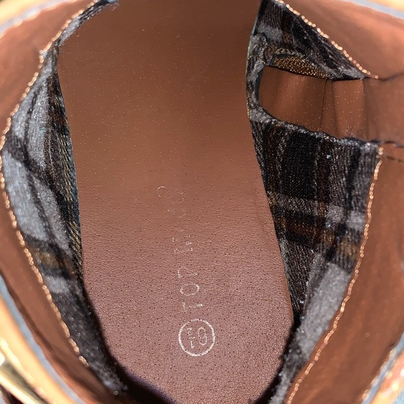 TOP Moda | Shoes | Top Moda Brown Low Heel Ankle Boots | Poshmark
